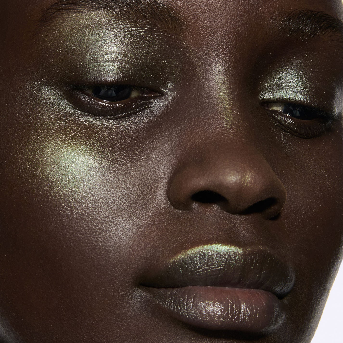 Genesis Glow Highlighter Egg in Coded | GODMODE Beauty – Godmode Beauty